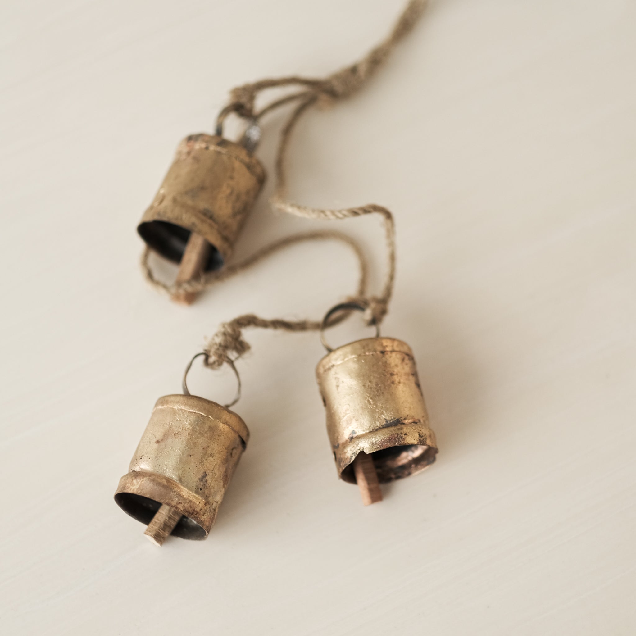 Handmade Classic Bell Cascade – Camilia Supply
